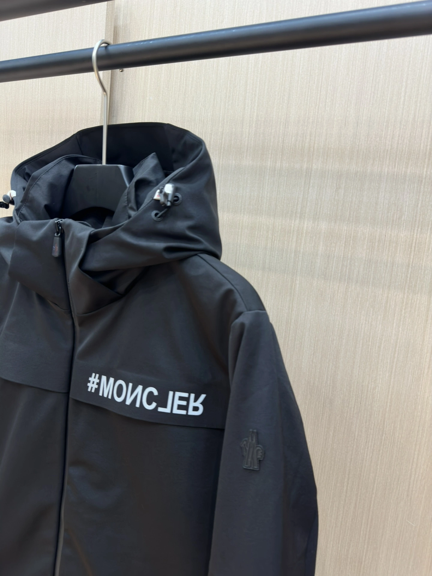 Accurate model Moncler Down Jackets