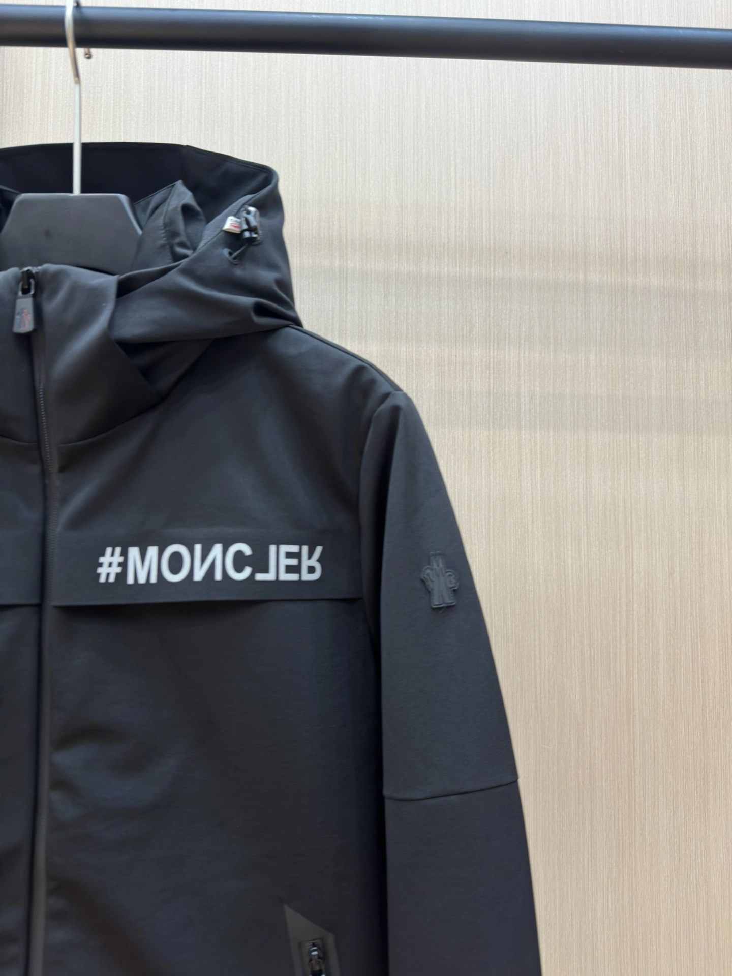 Accurate model Moncler Down Jackets