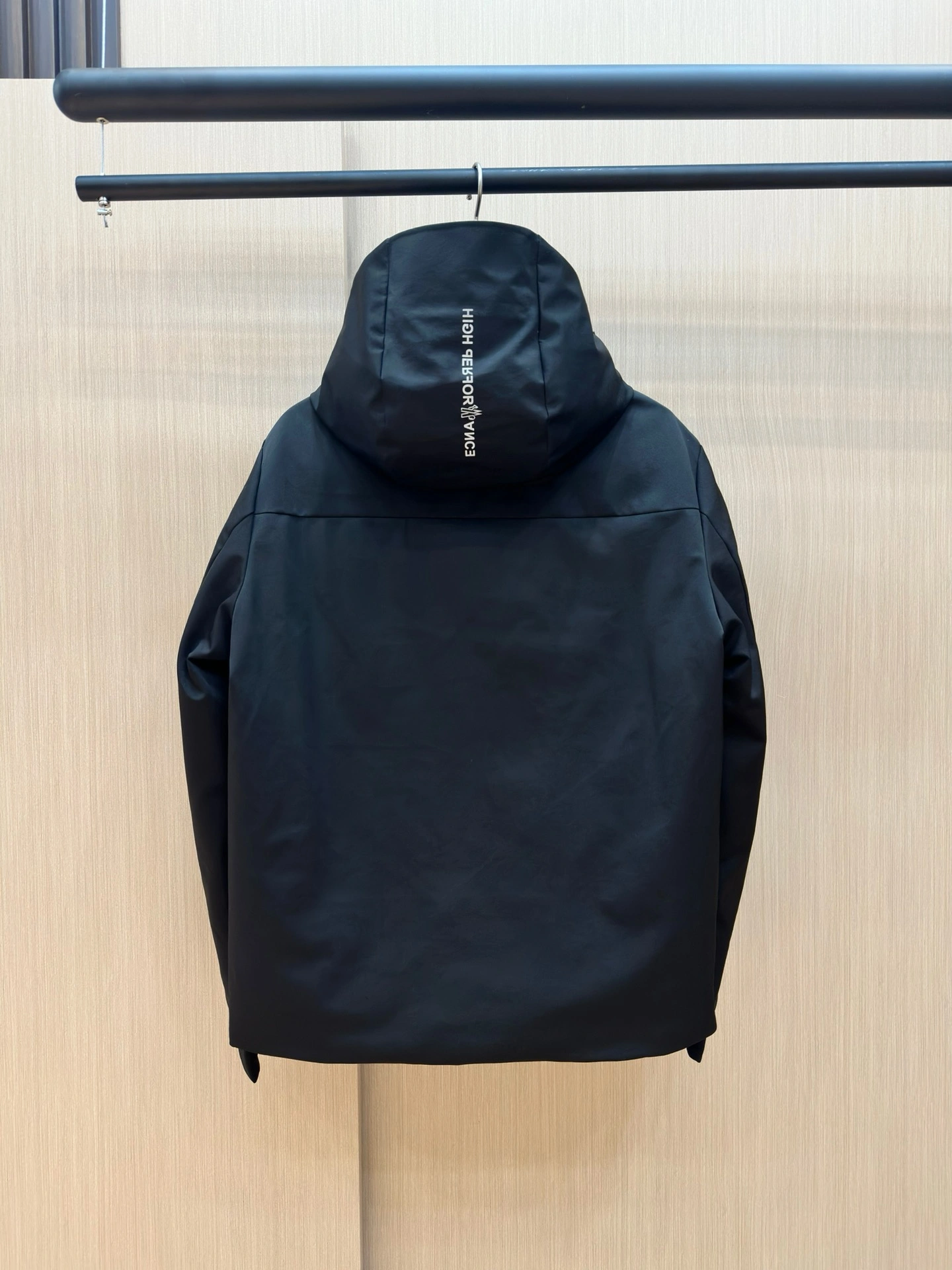 Accurate model Moncler Down Jackets