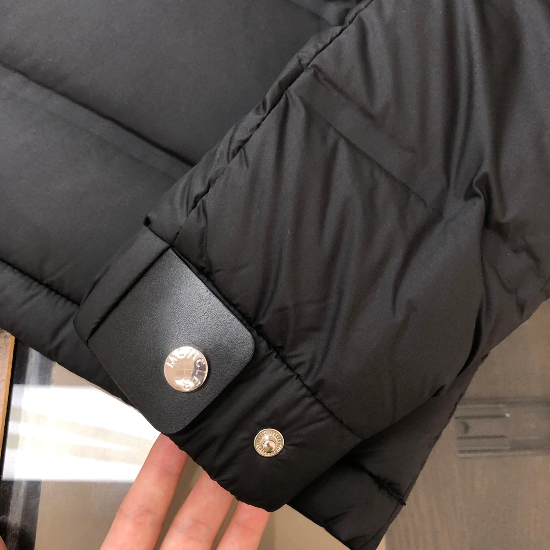 High accuracy Moncler Down Jackets