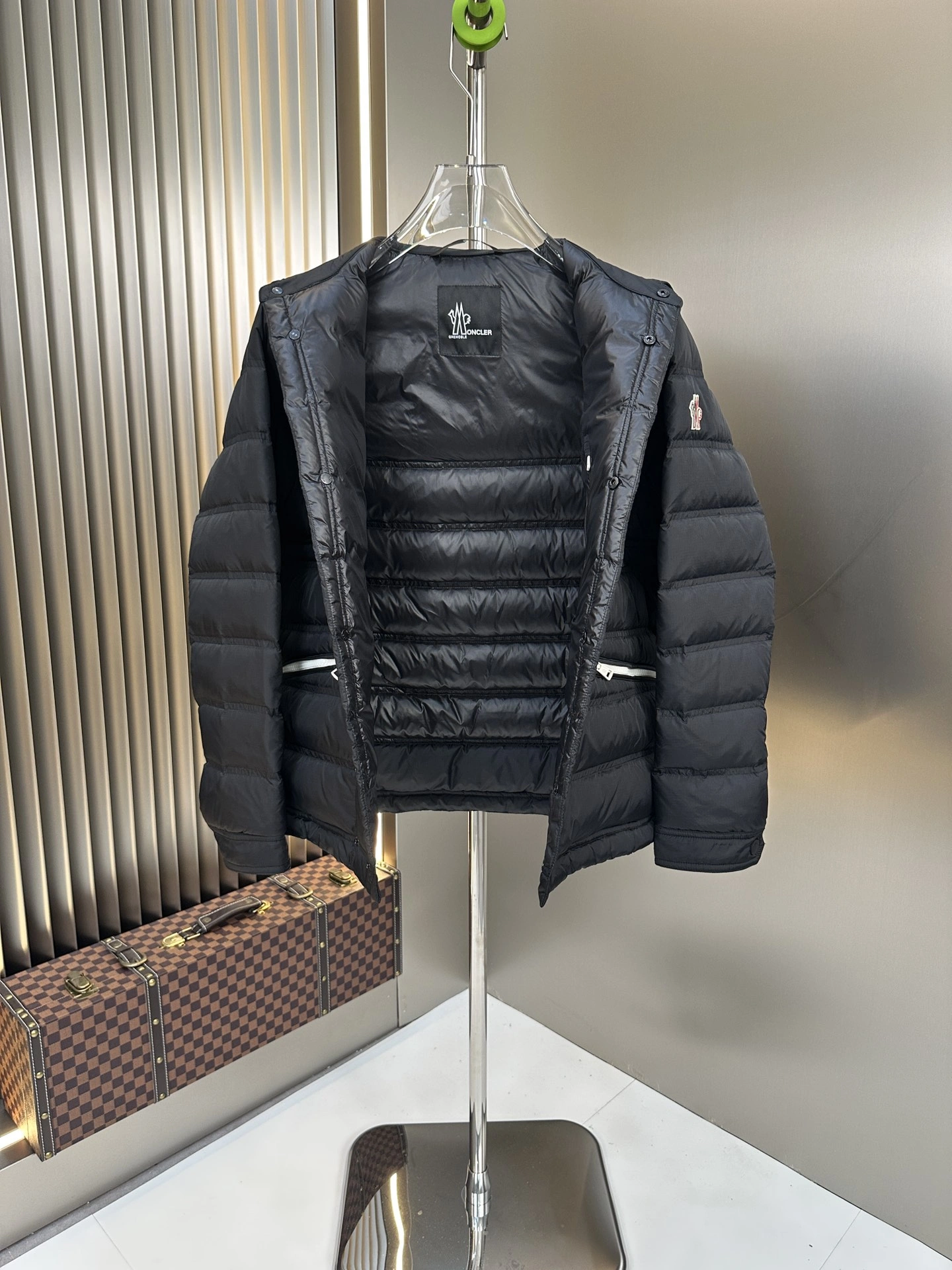 High fidelity Moncler Down Jackets
