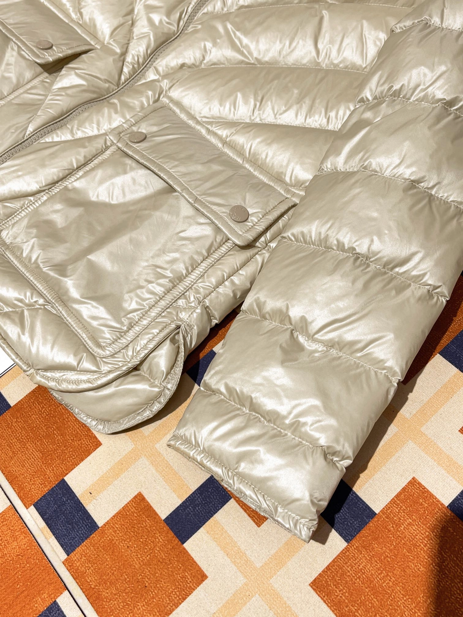 Top mirror Moncler Down Jackets