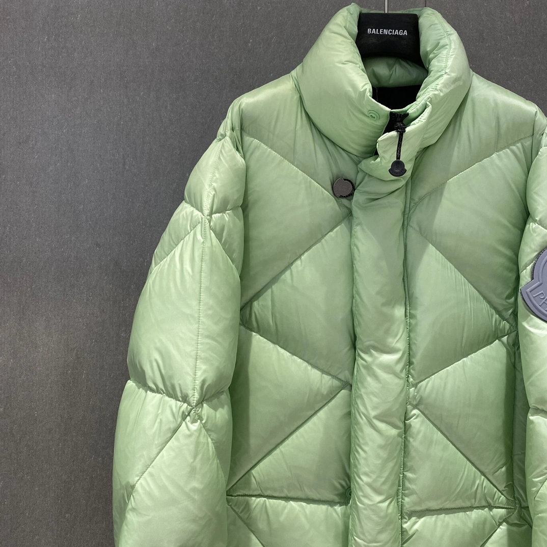 1:1 copy Moncler Down Jackets
