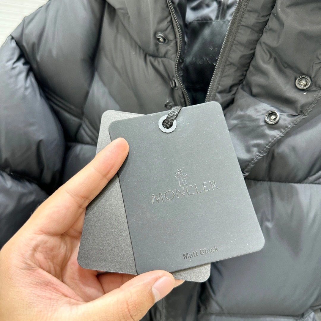 Low-cost Moncler Down Jackets