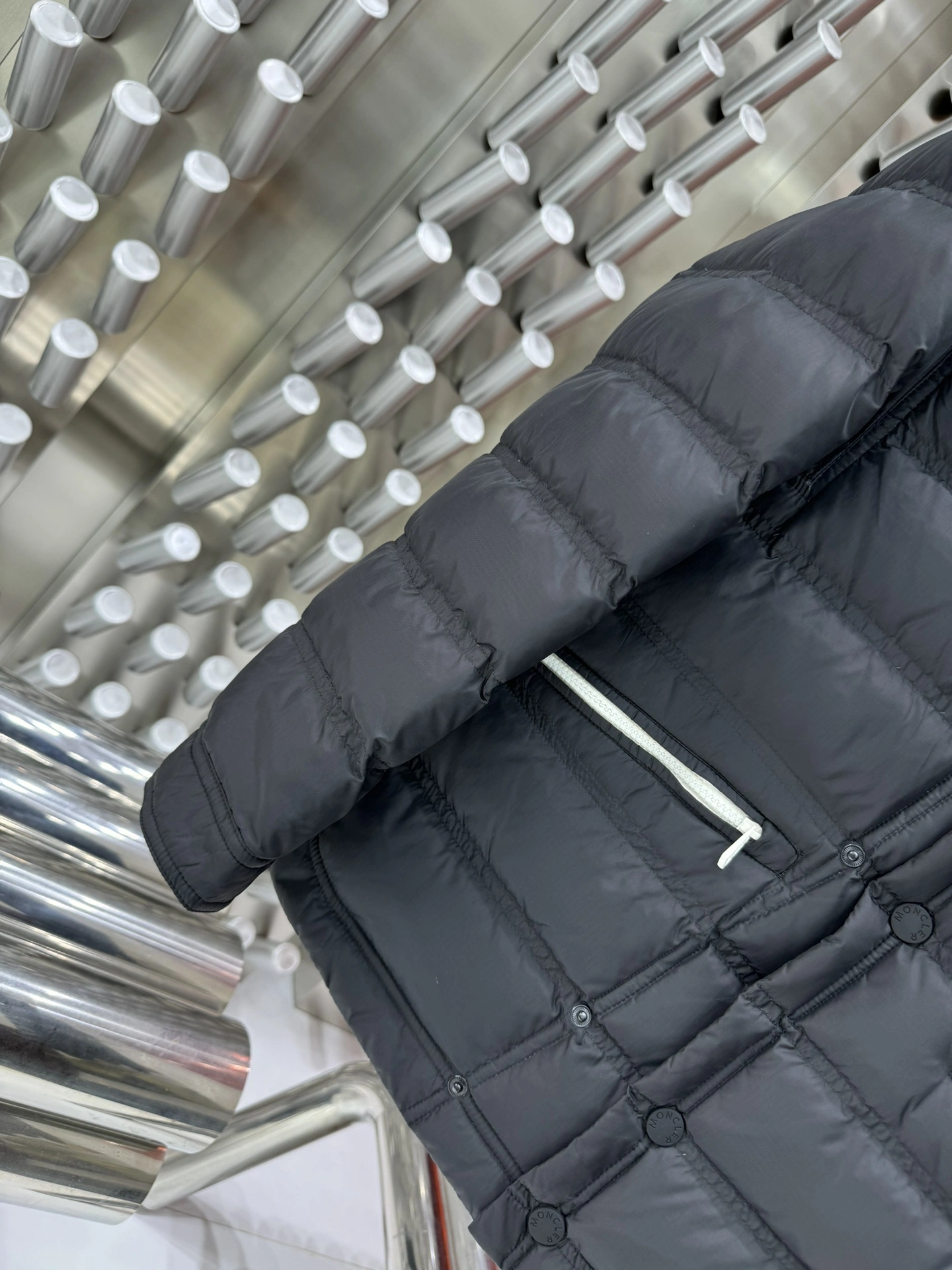Inexpensive Moncler Down Jackets