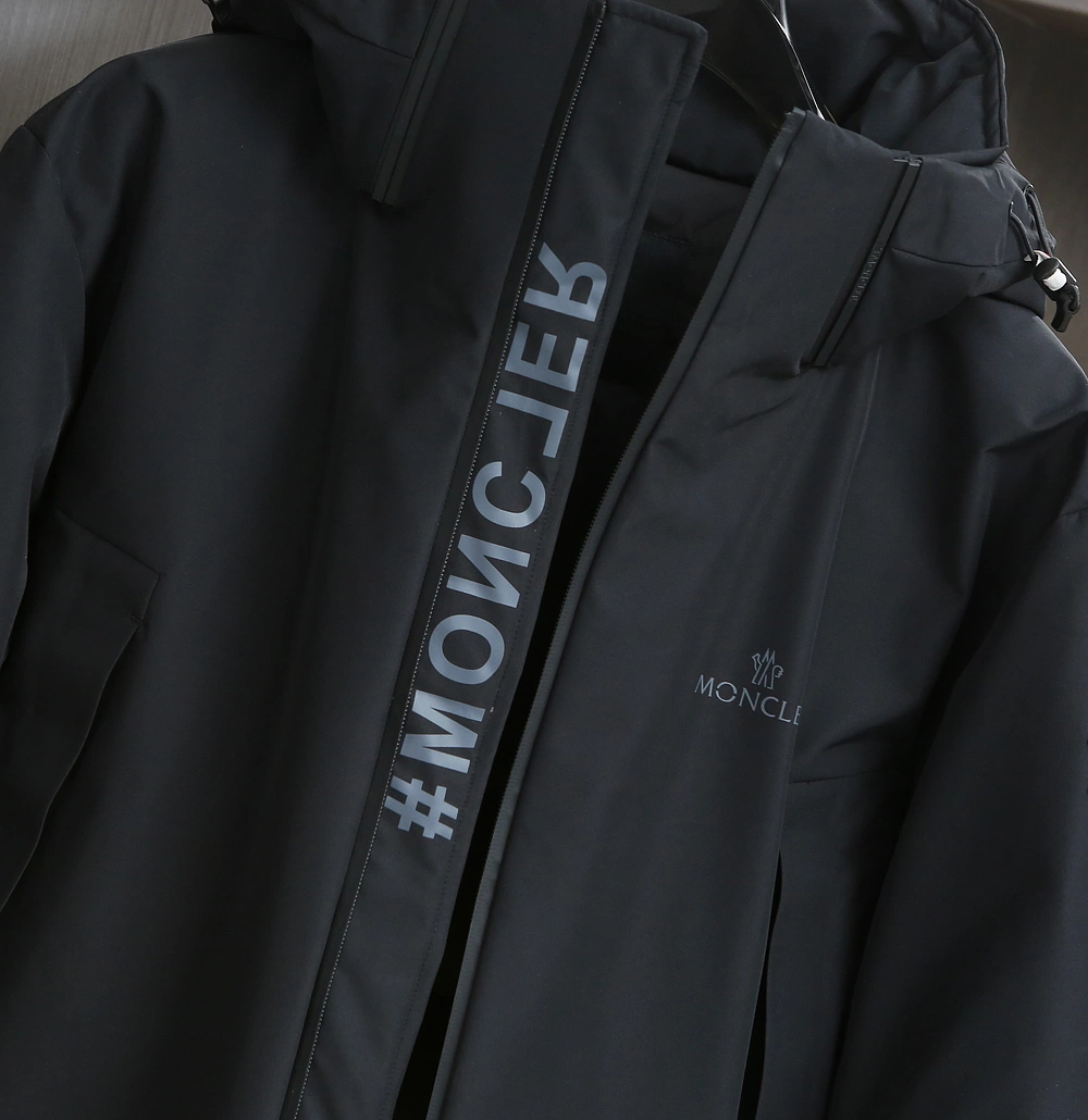 High accuracy Moncler Down Jackets