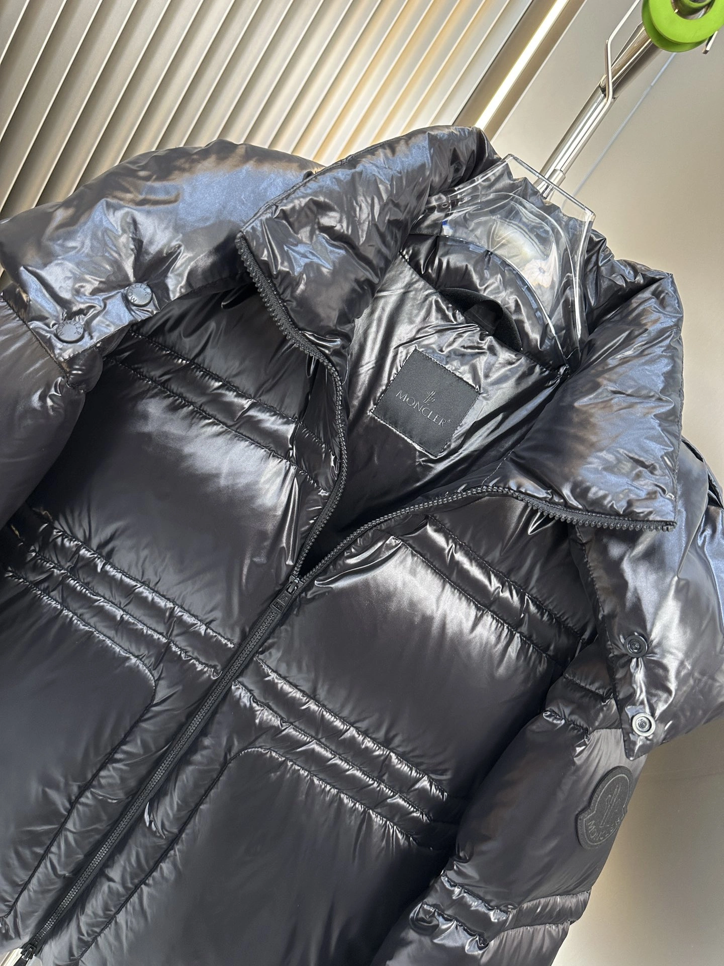 Accurate model Moncler Down Jackets