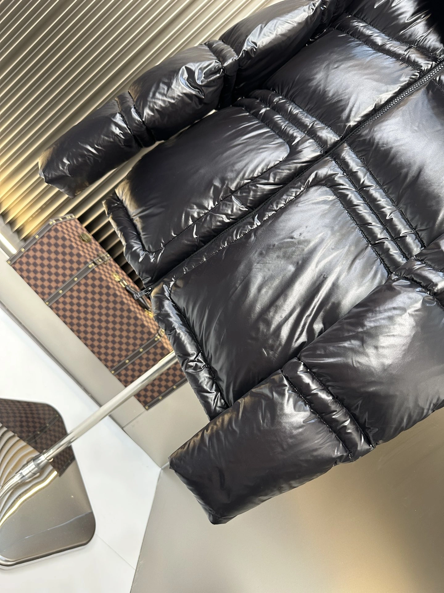 Accurate model Moncler Down Jackets