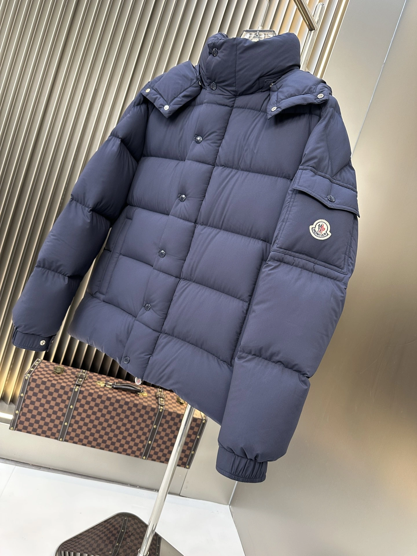 Bargain Moncler Down Jackets