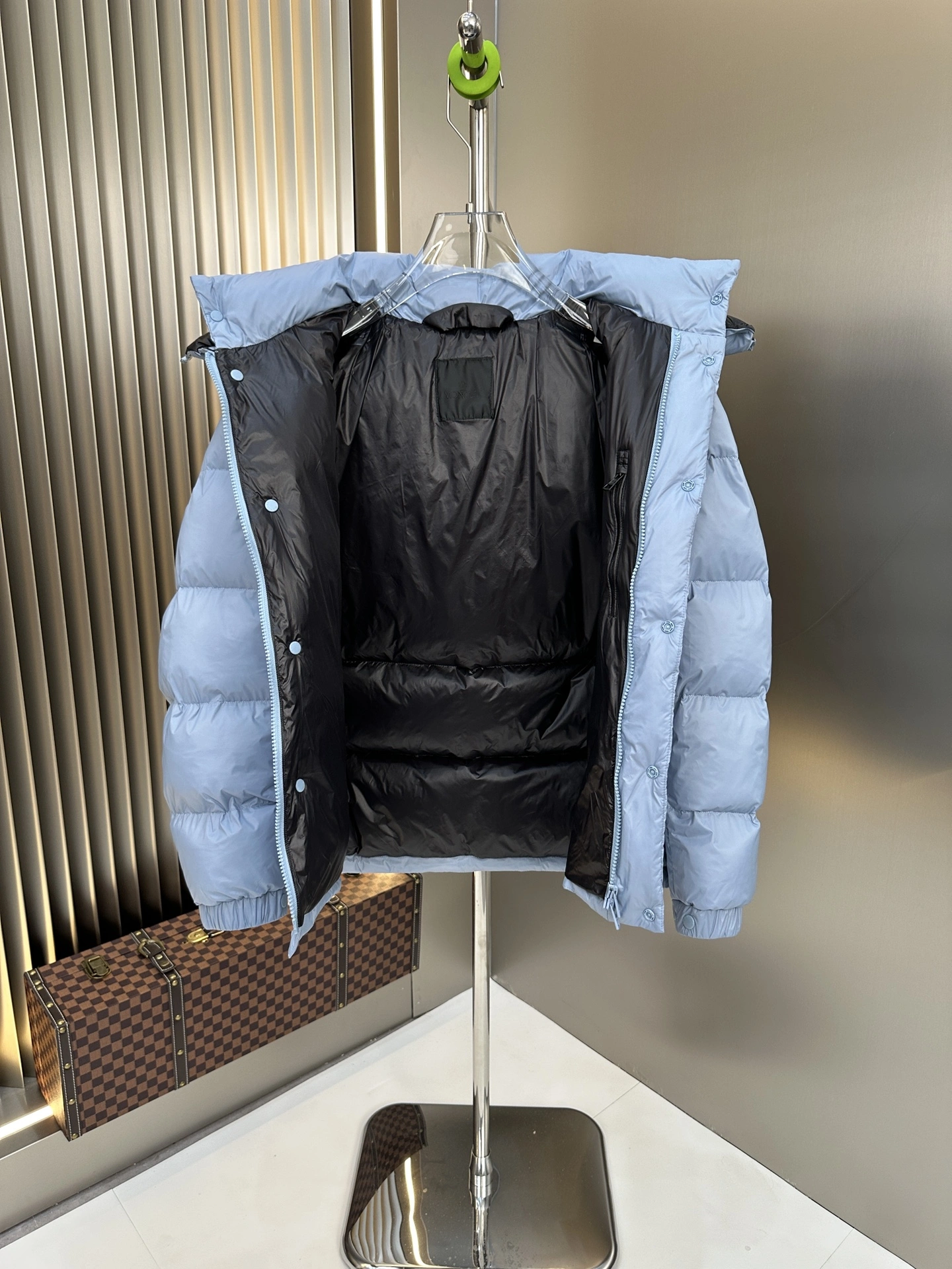 Bargain Moncler Down Jackets