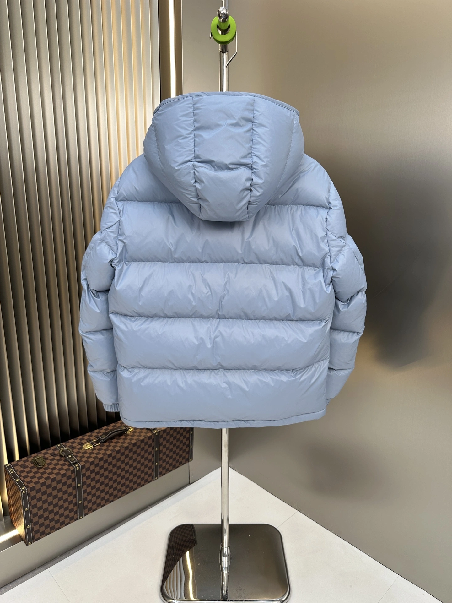 Bargain Moncler Down Jackets