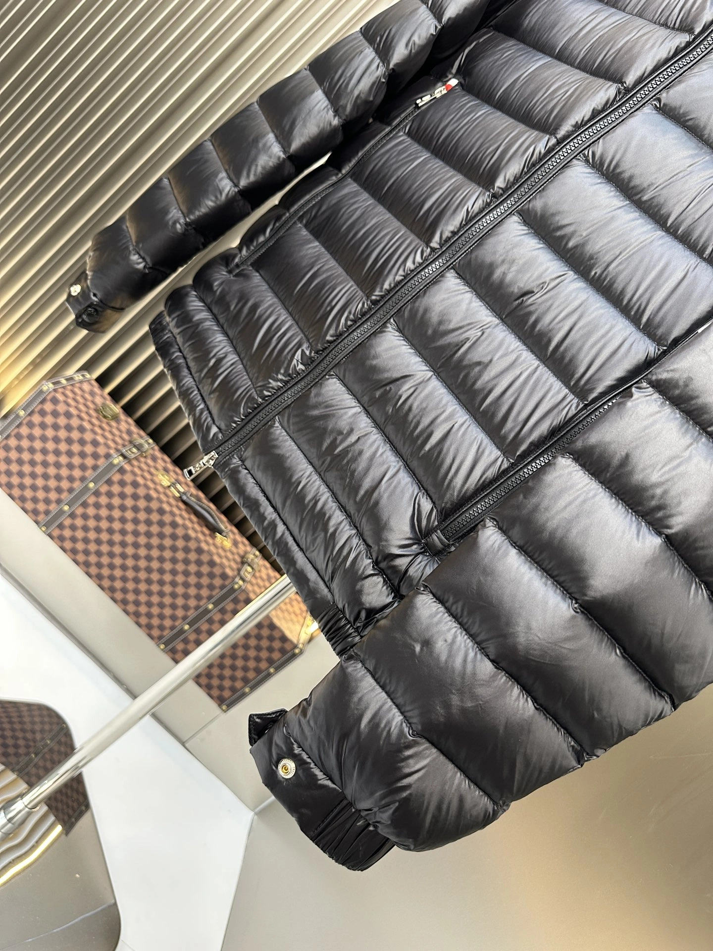 1:1 copy Moncler Down Jackets