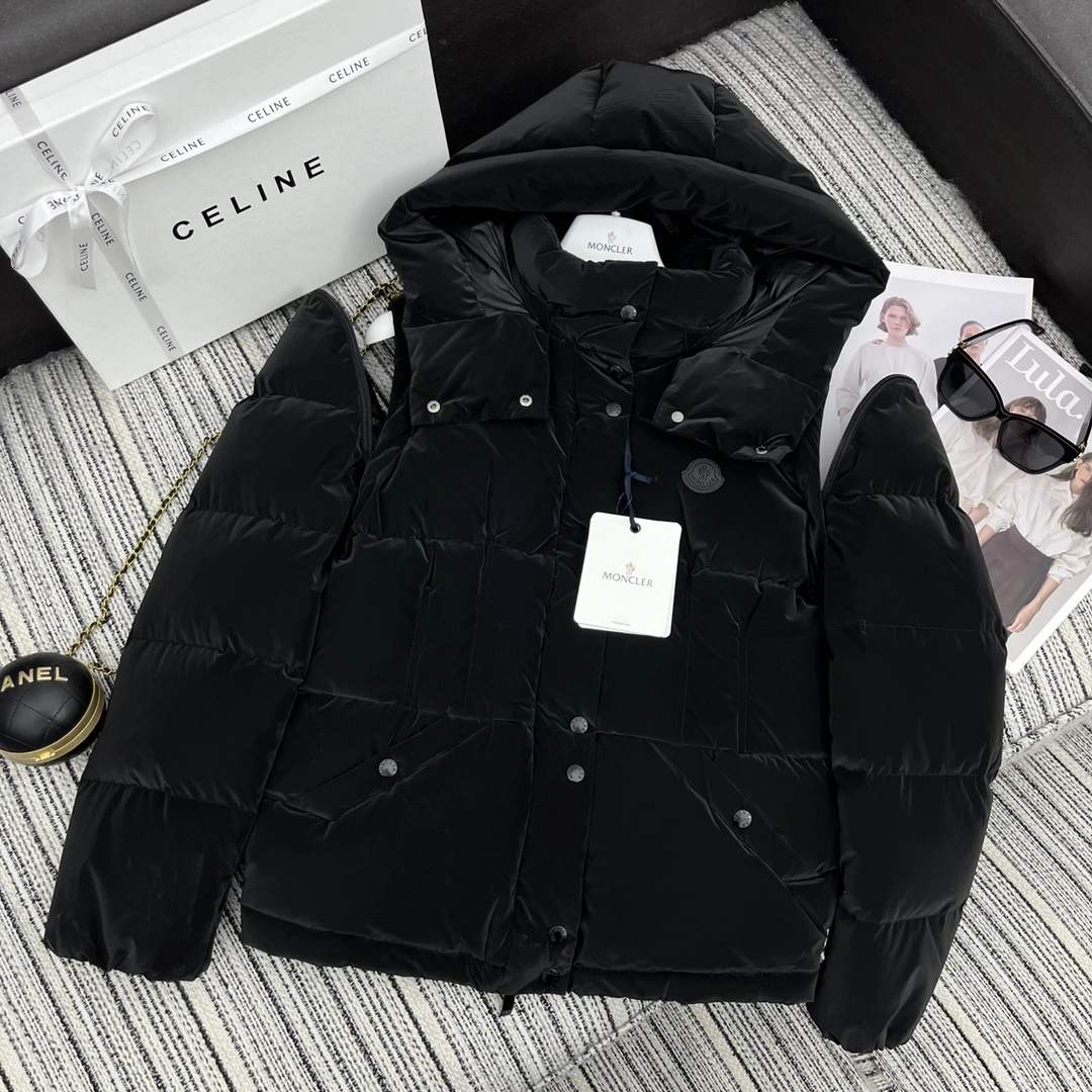 Inexpensive Moncler Down Jackets