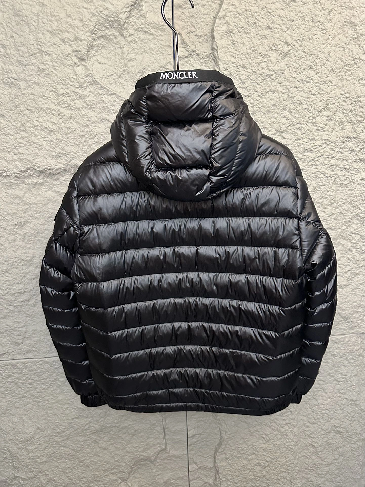 Exact replica Moncler Down Jackets