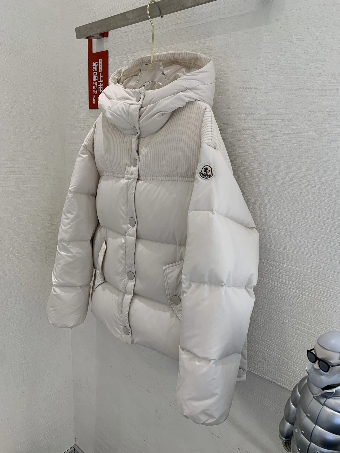 High accuracy Moncler Down Jackets