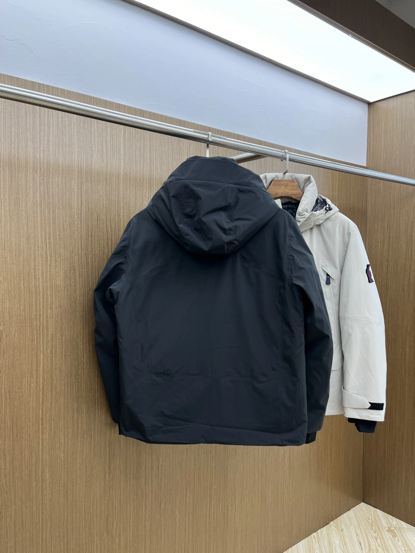High accuracy Moncler Down Jackets