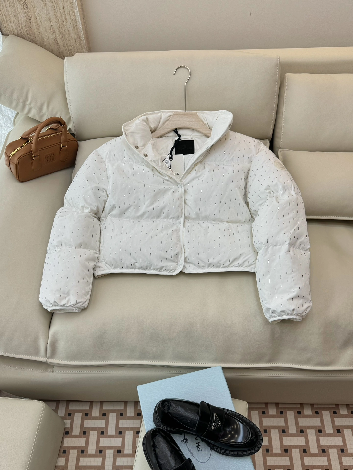 Inexpensive Moncler Down Jackets