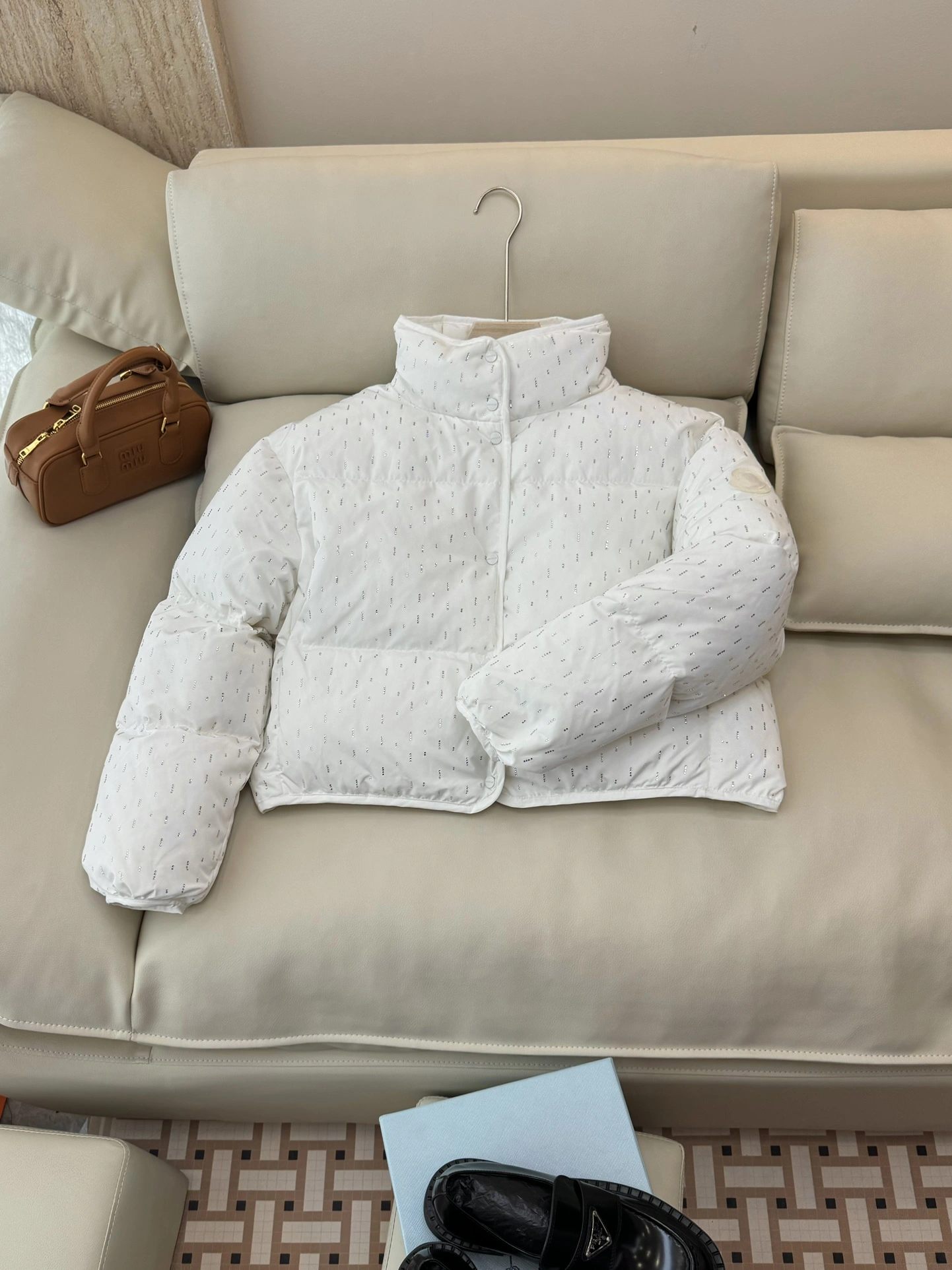 Inexpensive Moncler Down Jackets