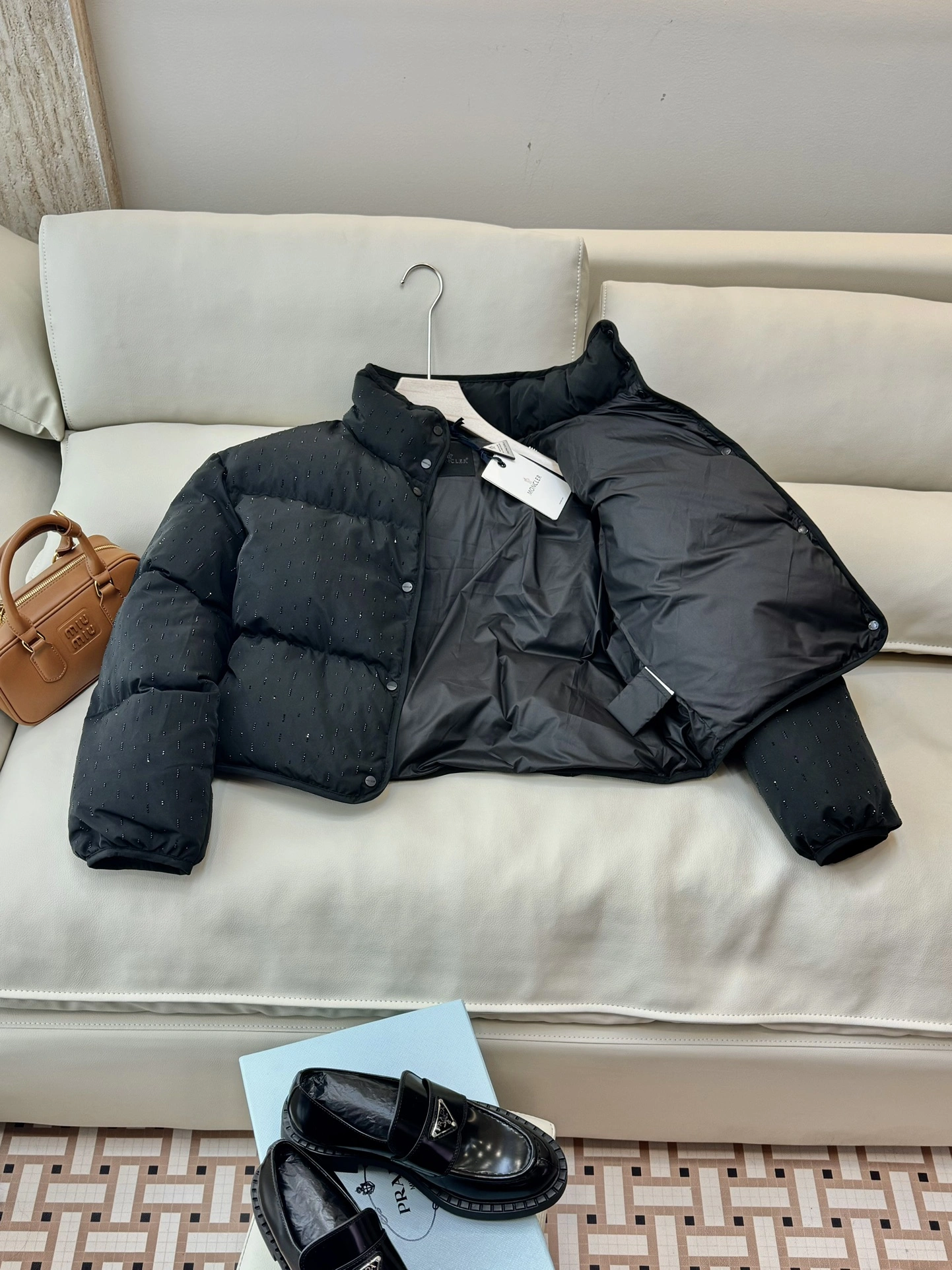 Inexpensive Moncler Down Jackets