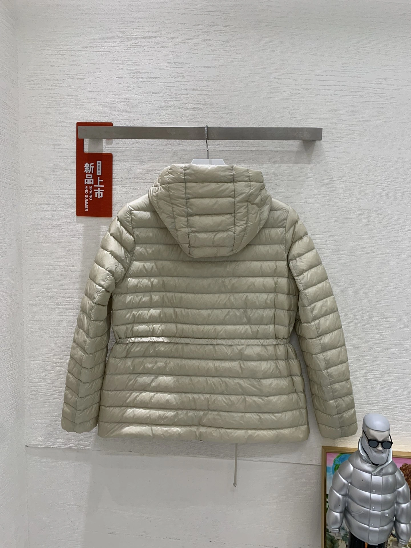 Exact replica Moncler Down Jackets