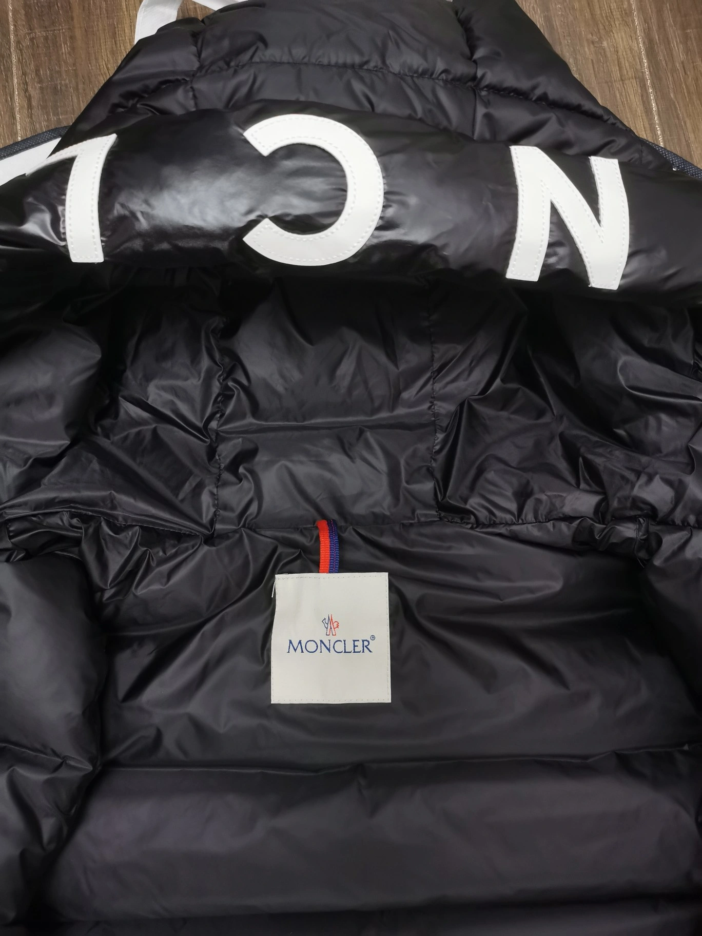 Top mirror Moncler Down Jackets