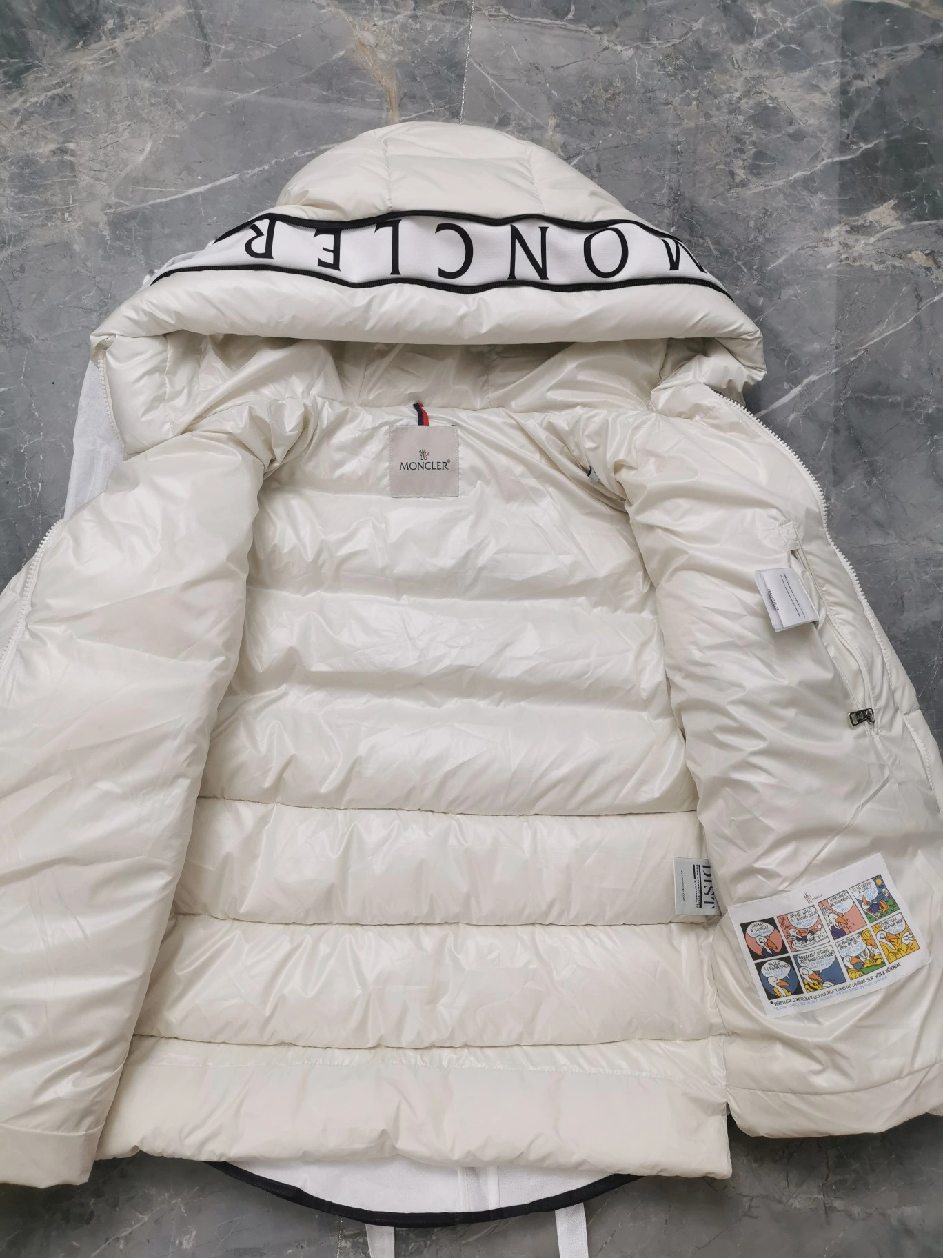 Exact replica Moncler Down Jackets