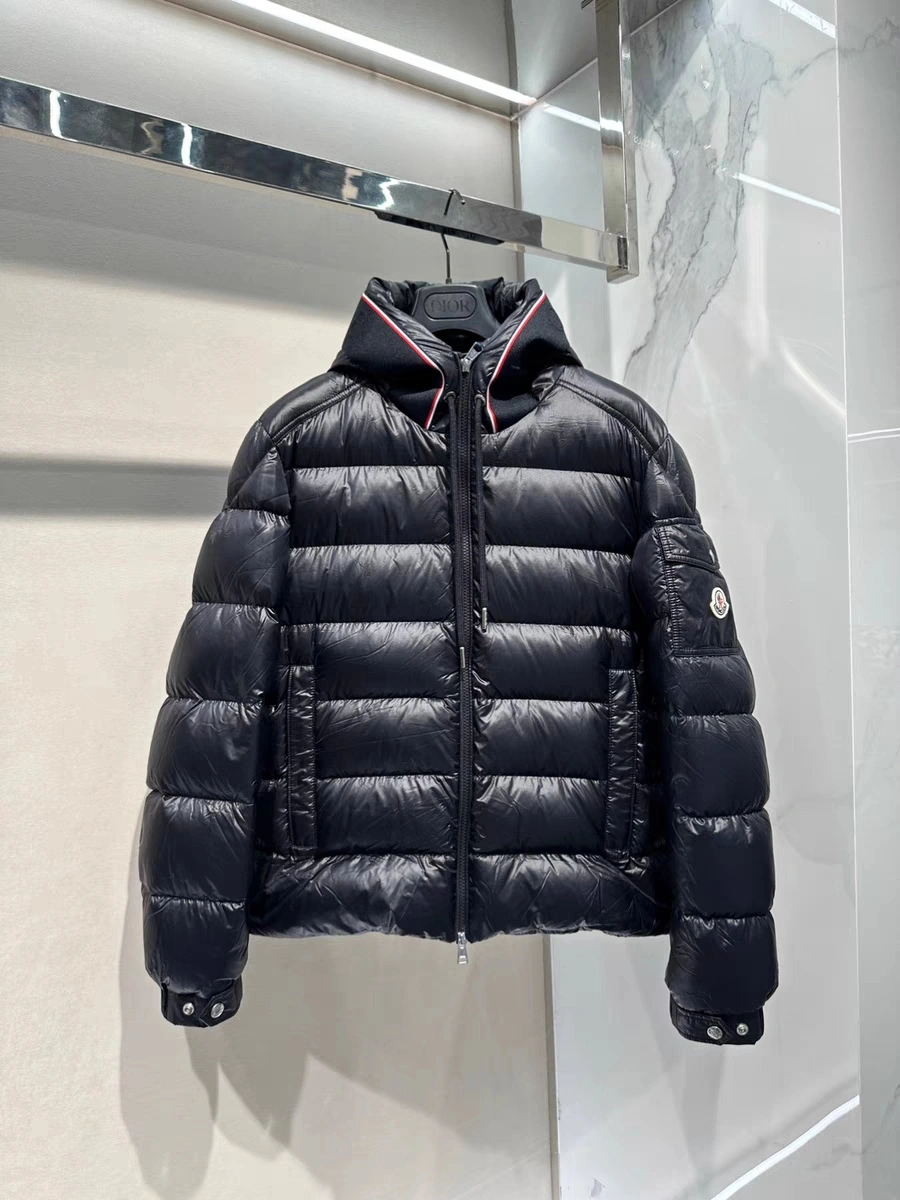 Inexpensive Moncler Down Jackets