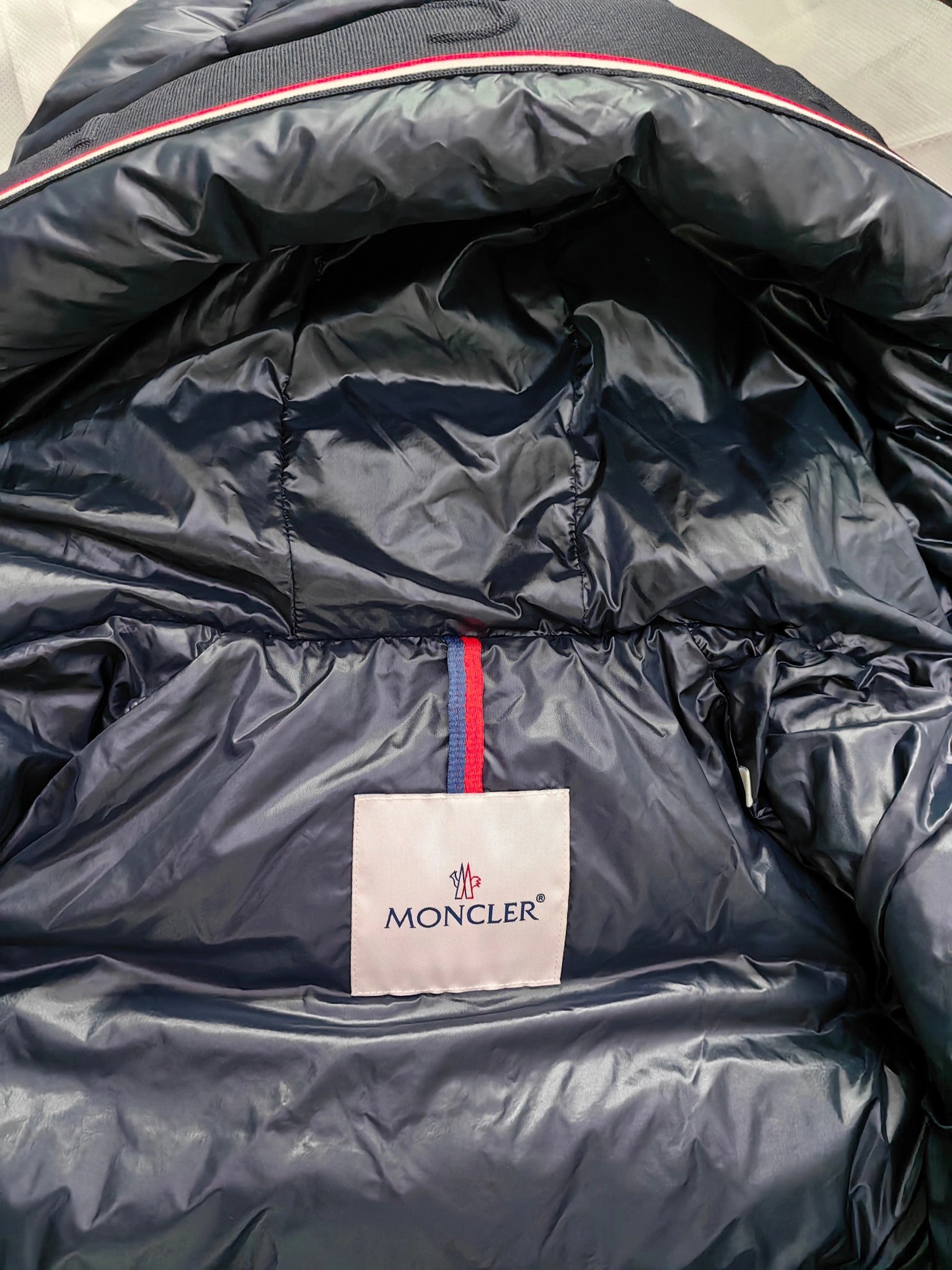 Inexpensive Moncler Down Jackets