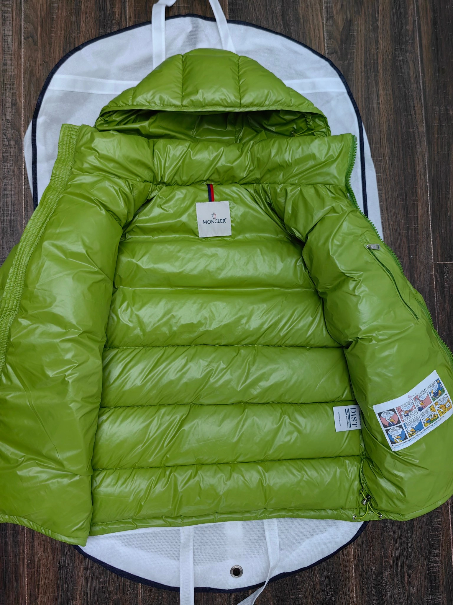 Exact replica Moncler Down Jackets