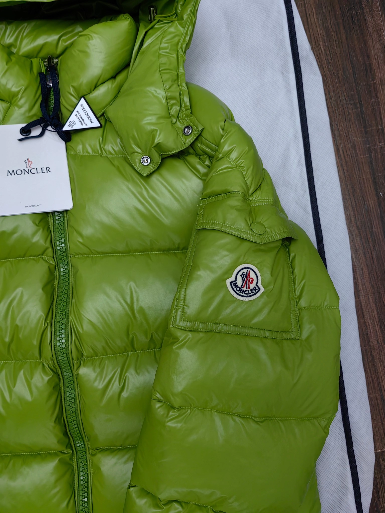 Exact replica Moncler Down Jackets