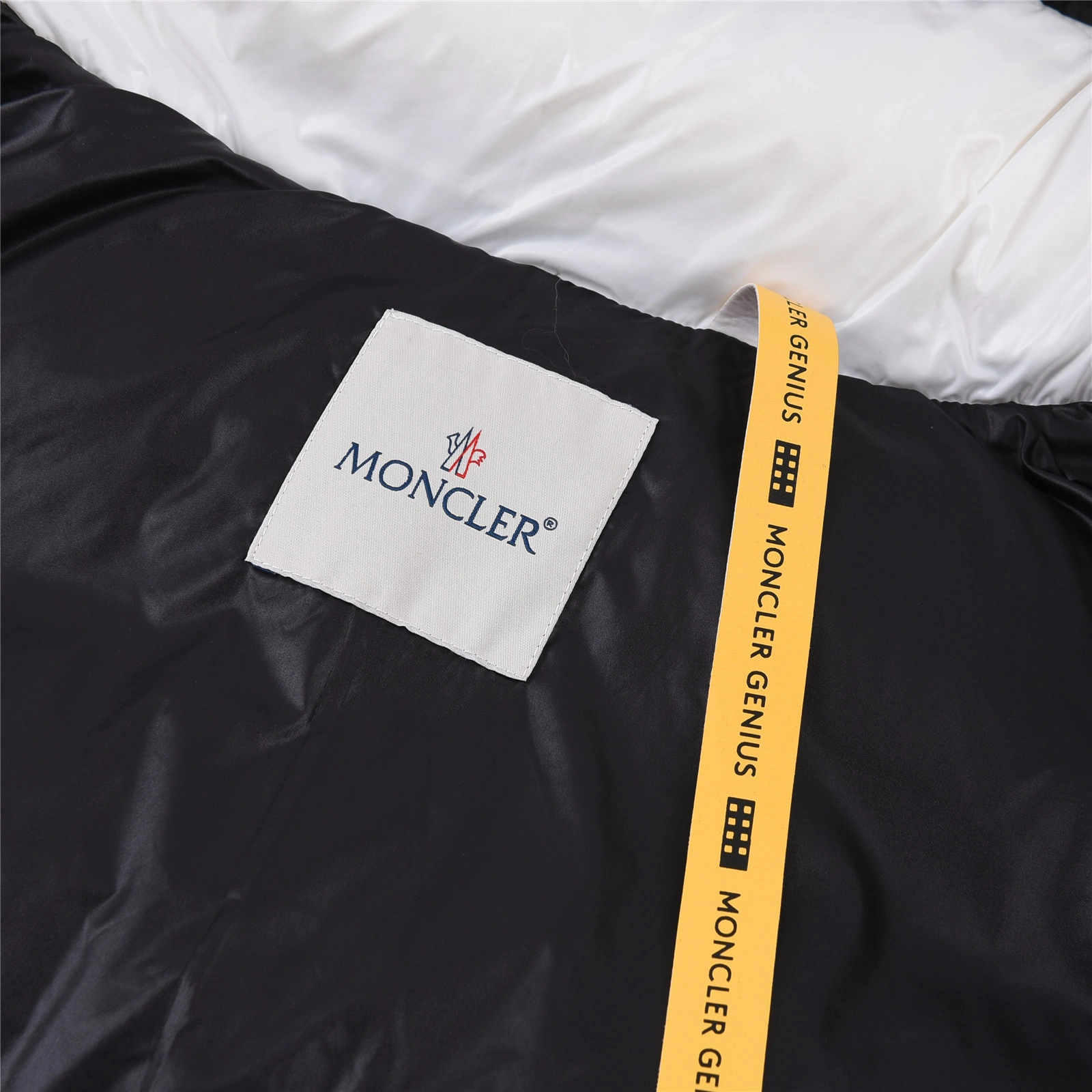 1:1 copy Moncler Down Jackets