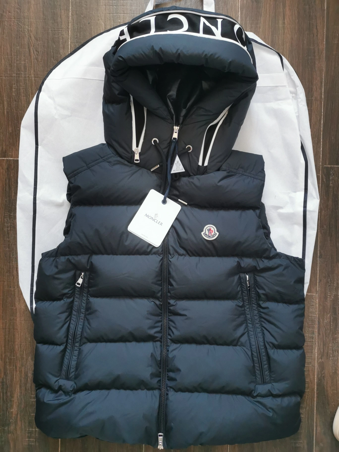 Official Moncler Down Jackets