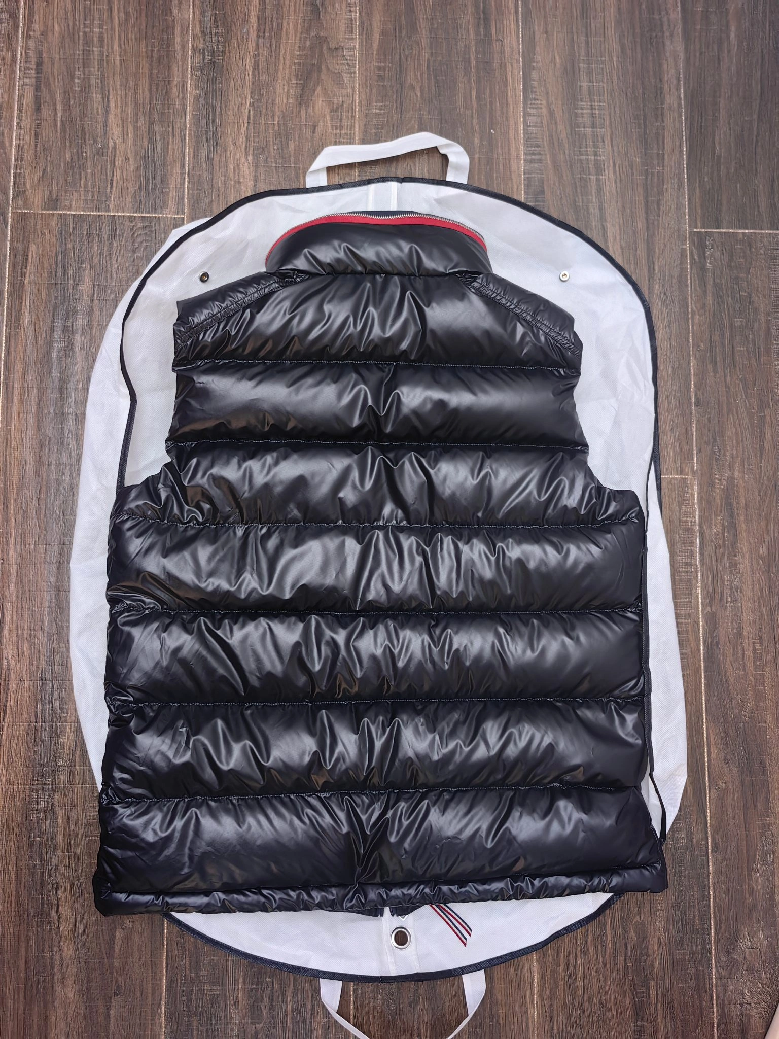 Inexpensive Moncler Down Jackets