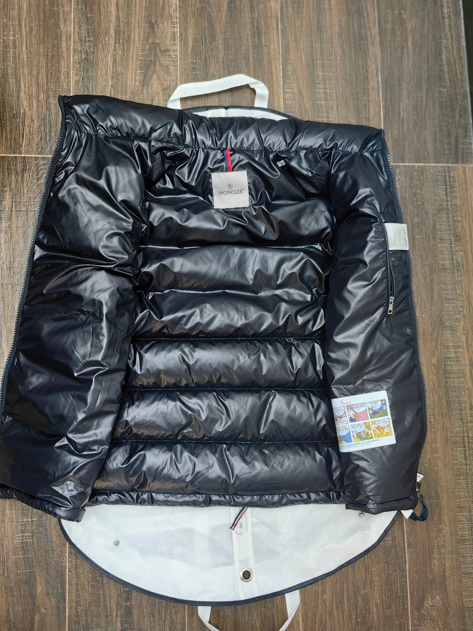 Inexpensive Moncler Down Jackets