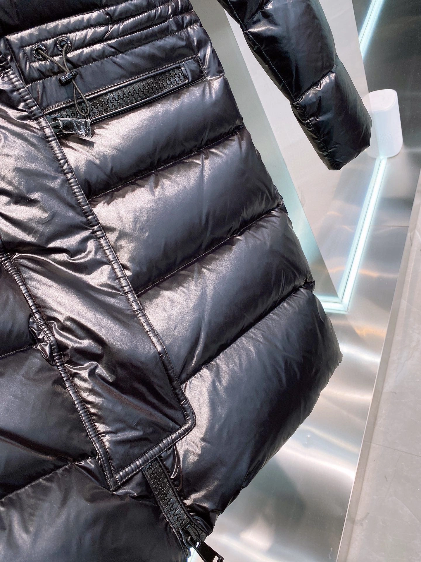 Inexpensive Moncler Down Jackets