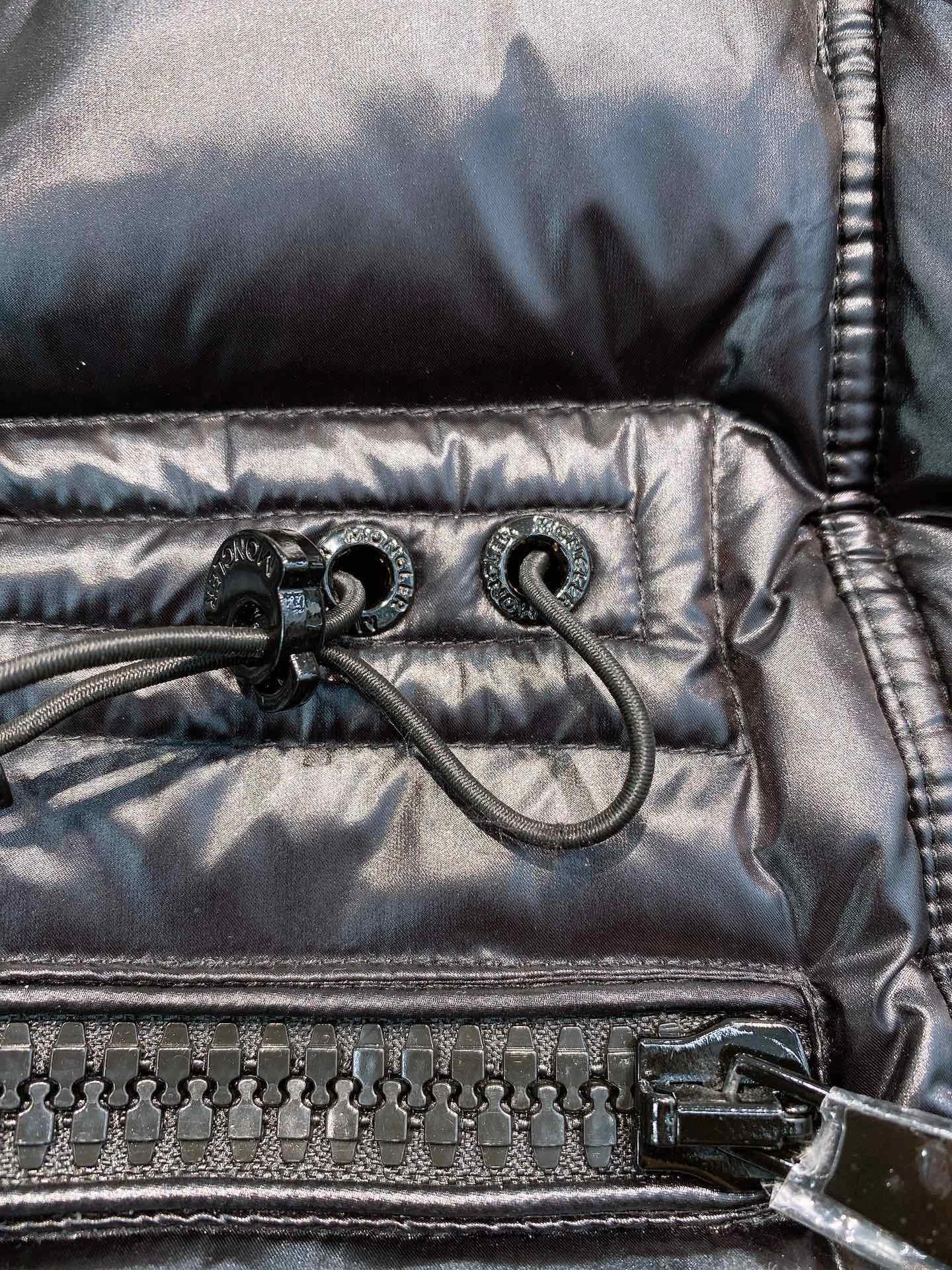 Inexpensive Moncler Down Jackets