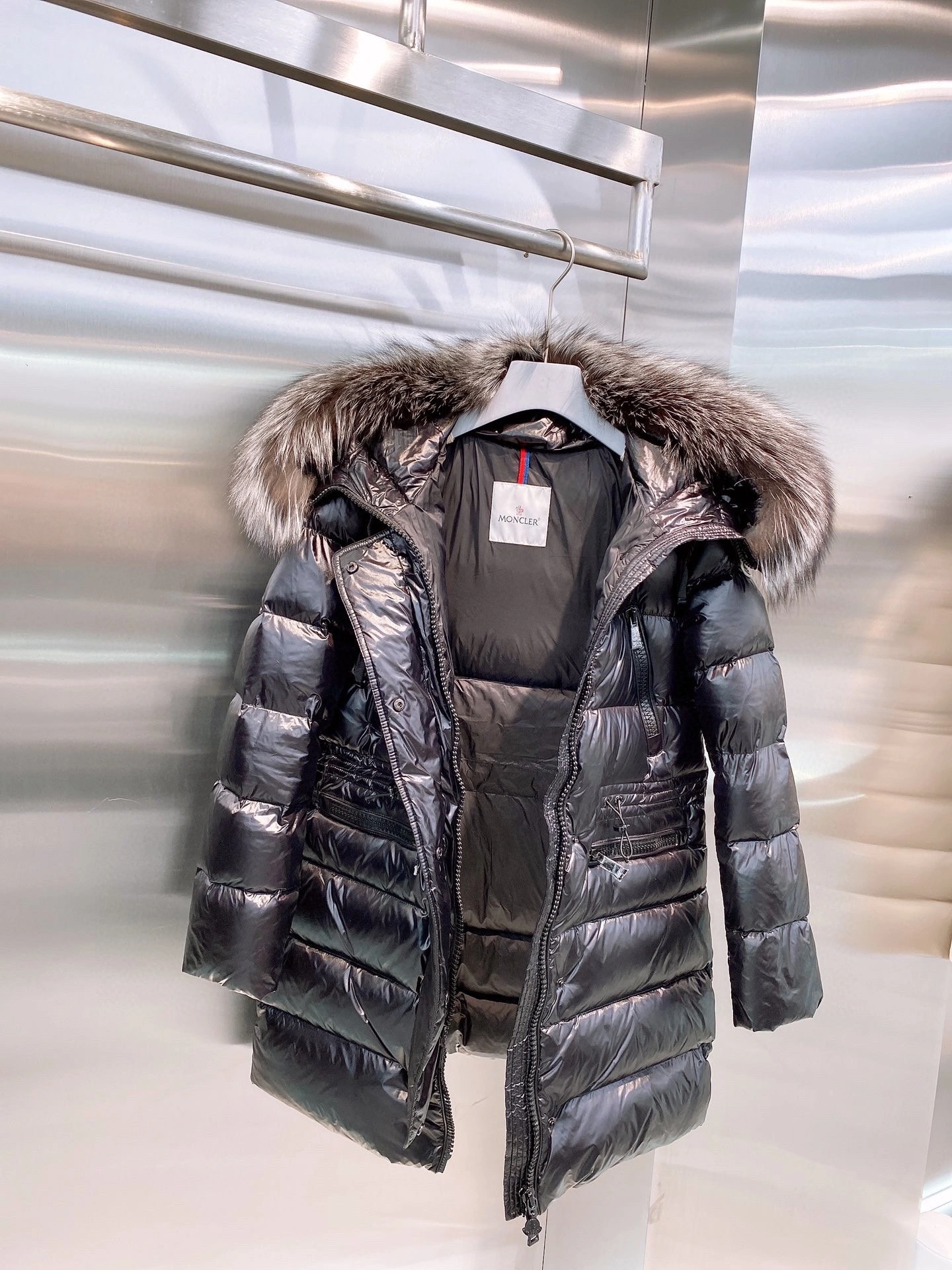 Inexpensive Moncler Down Jackets