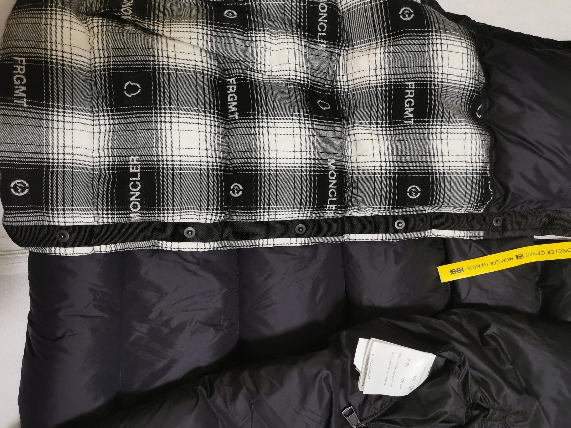 Low-cost Moncler Down Jackets