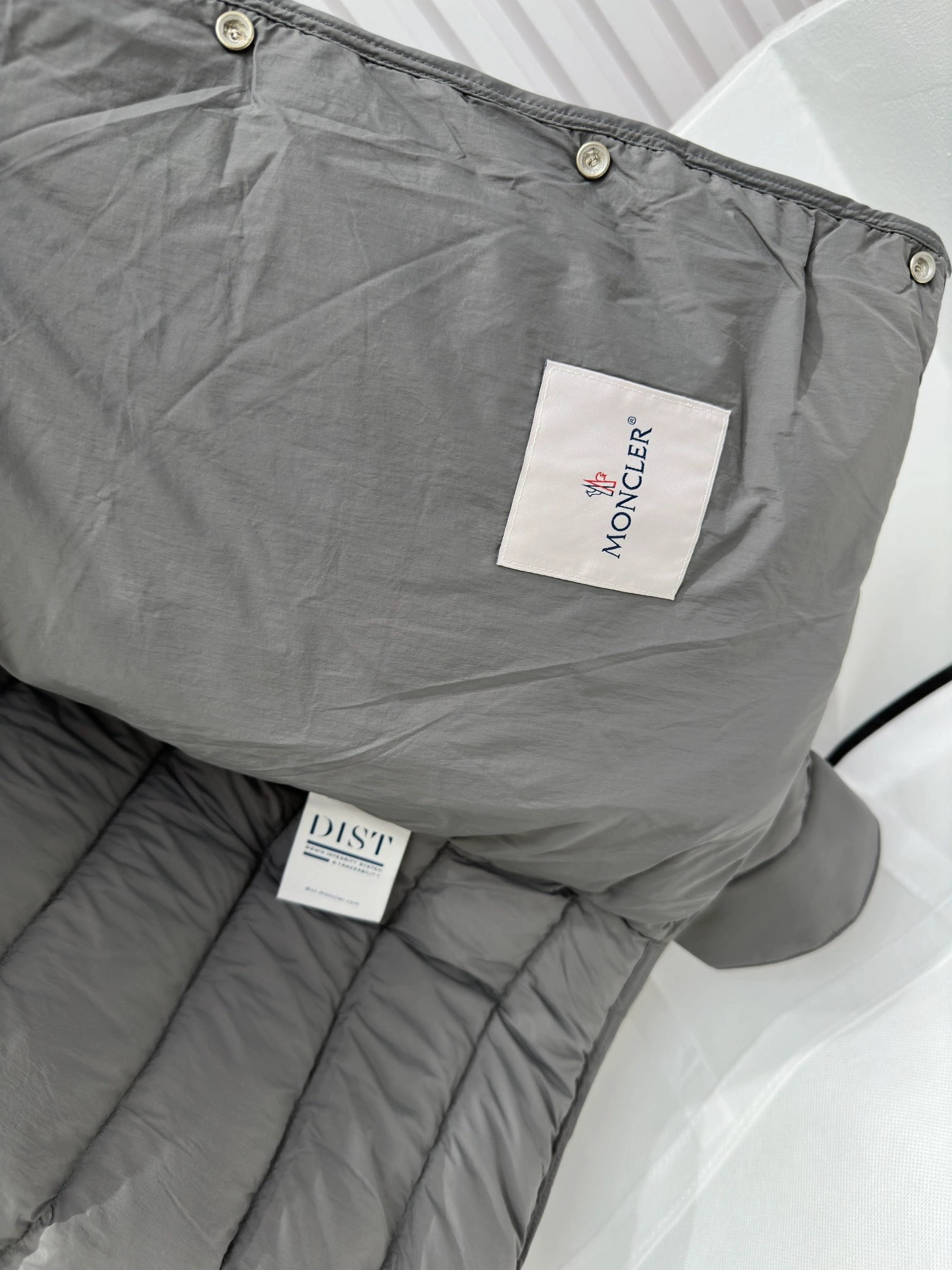 Exact replica Moncler Down Jackets