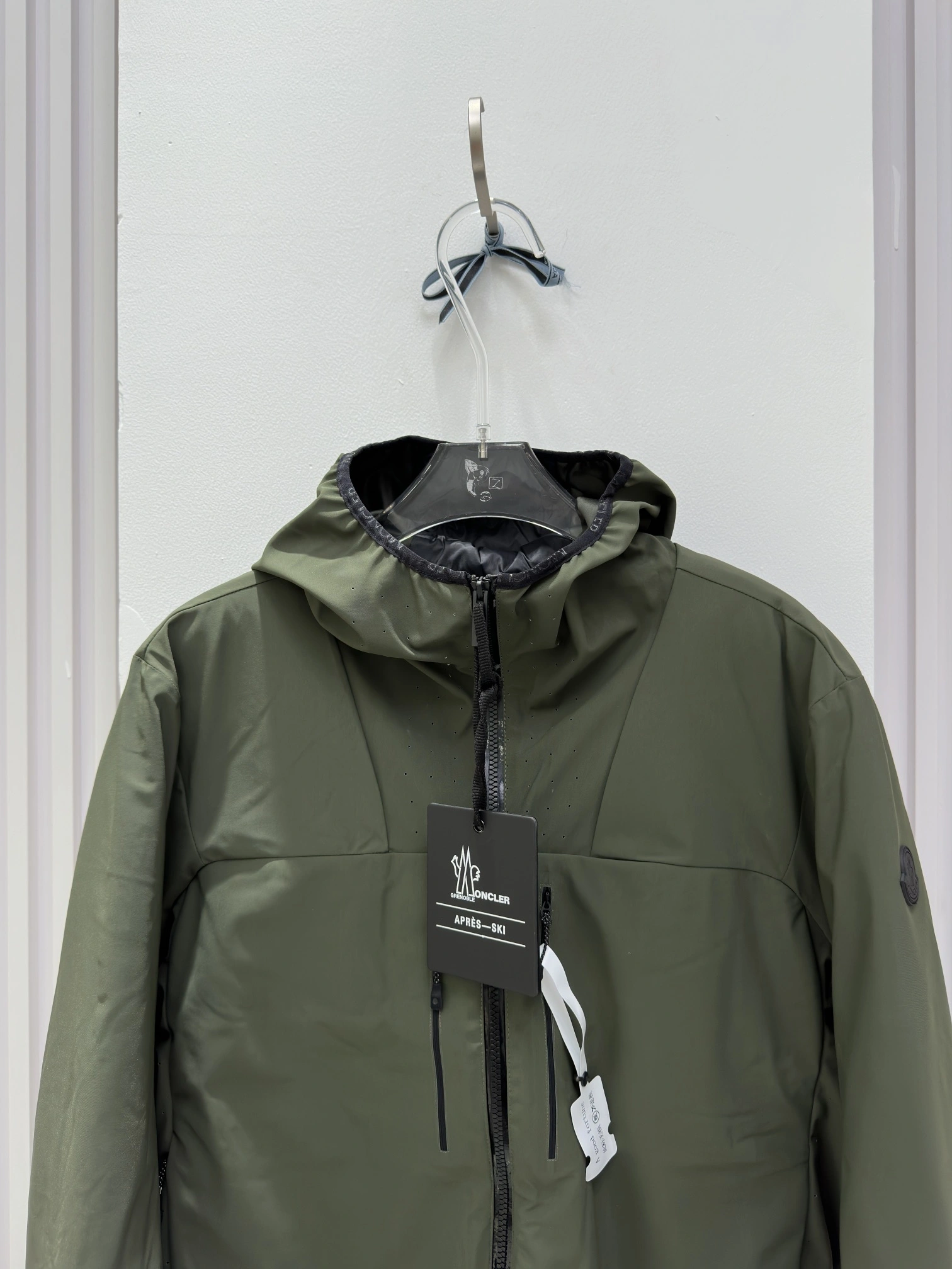 High fidelity Moncler Down Jackets