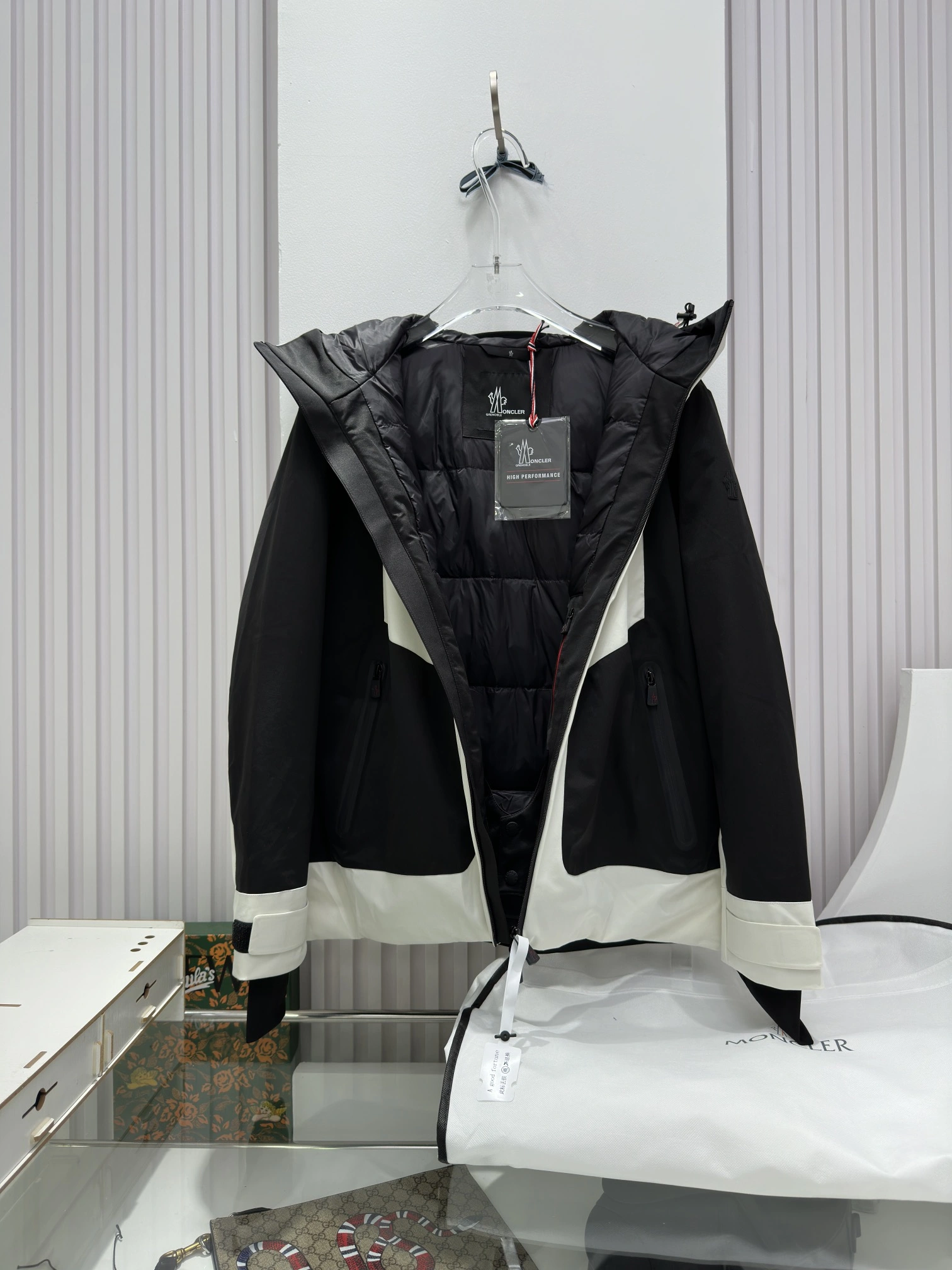 Top mirror Moncler Down Jackets