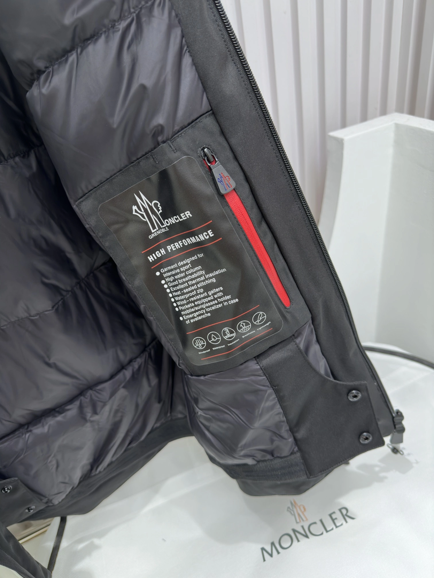Top mirror Moncler Down Jackets
