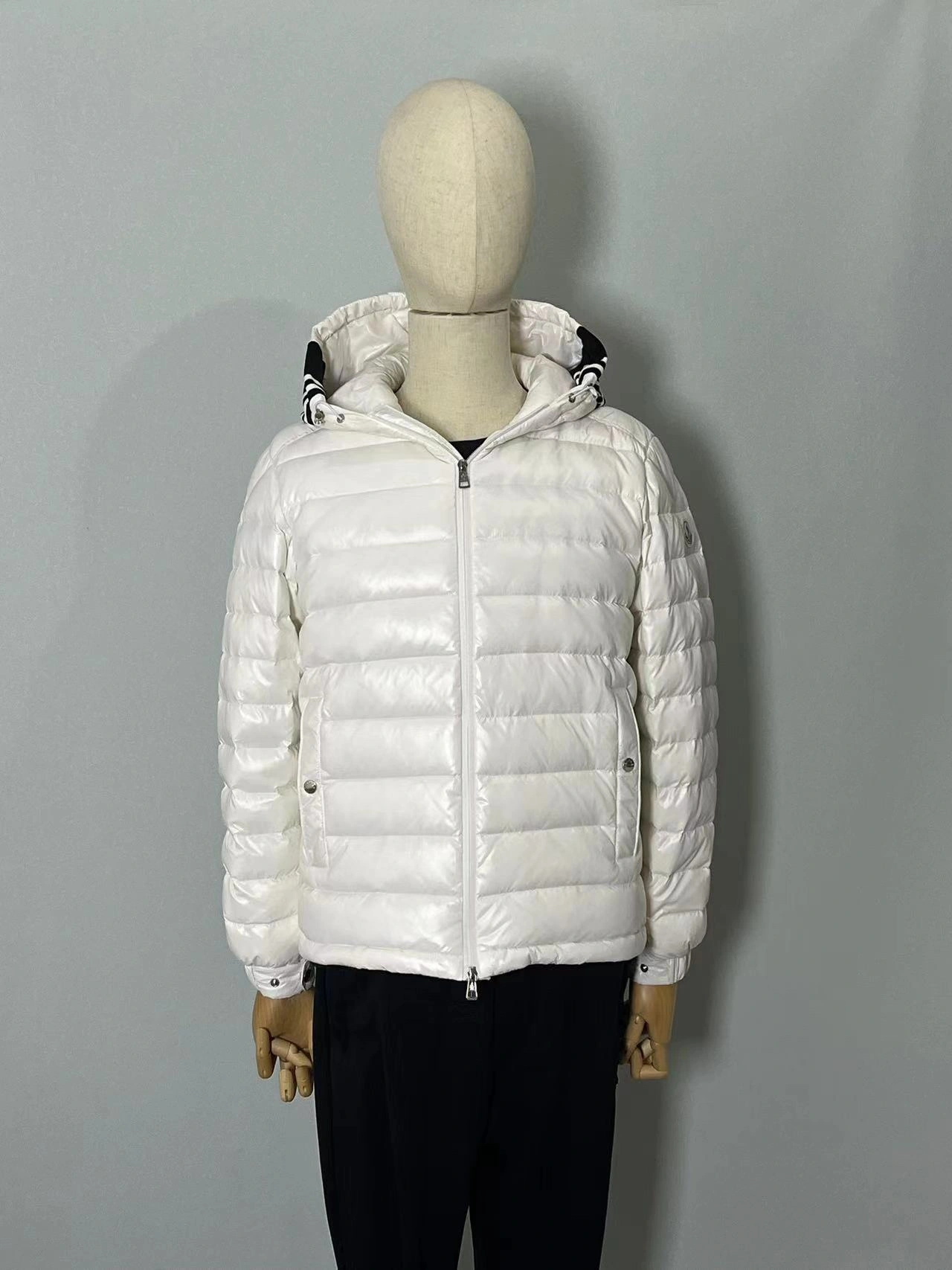 Exact replica Moncler Down Jackets