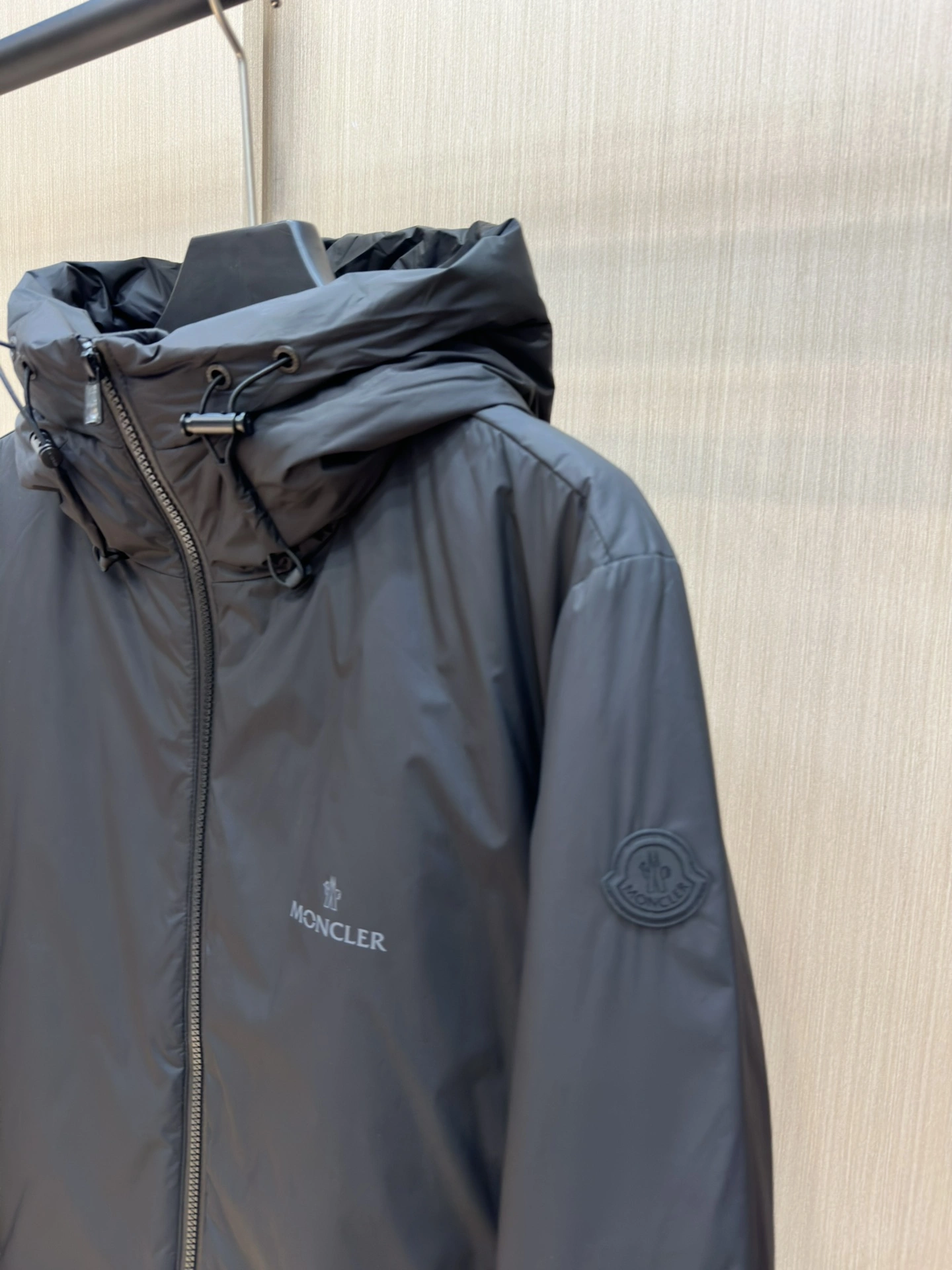 Bargain Moncler Down Jackets