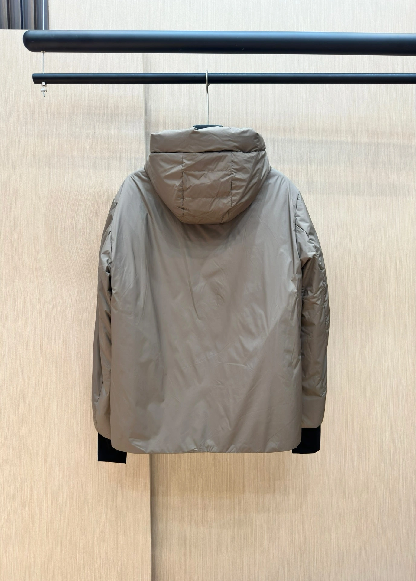 Official Moncler Down Jackets
