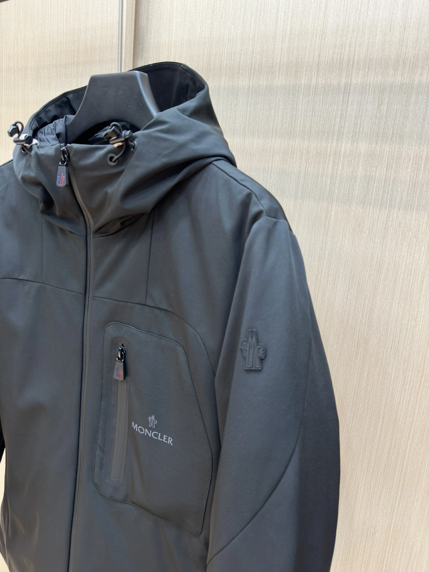 Bargain Moncler Down Jackets