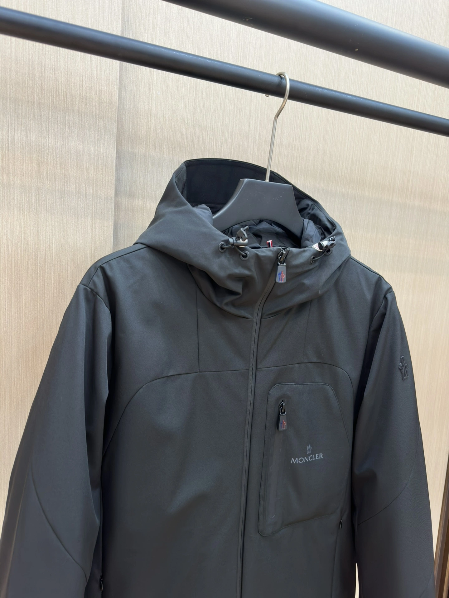Bargain Moncler Down Jackets