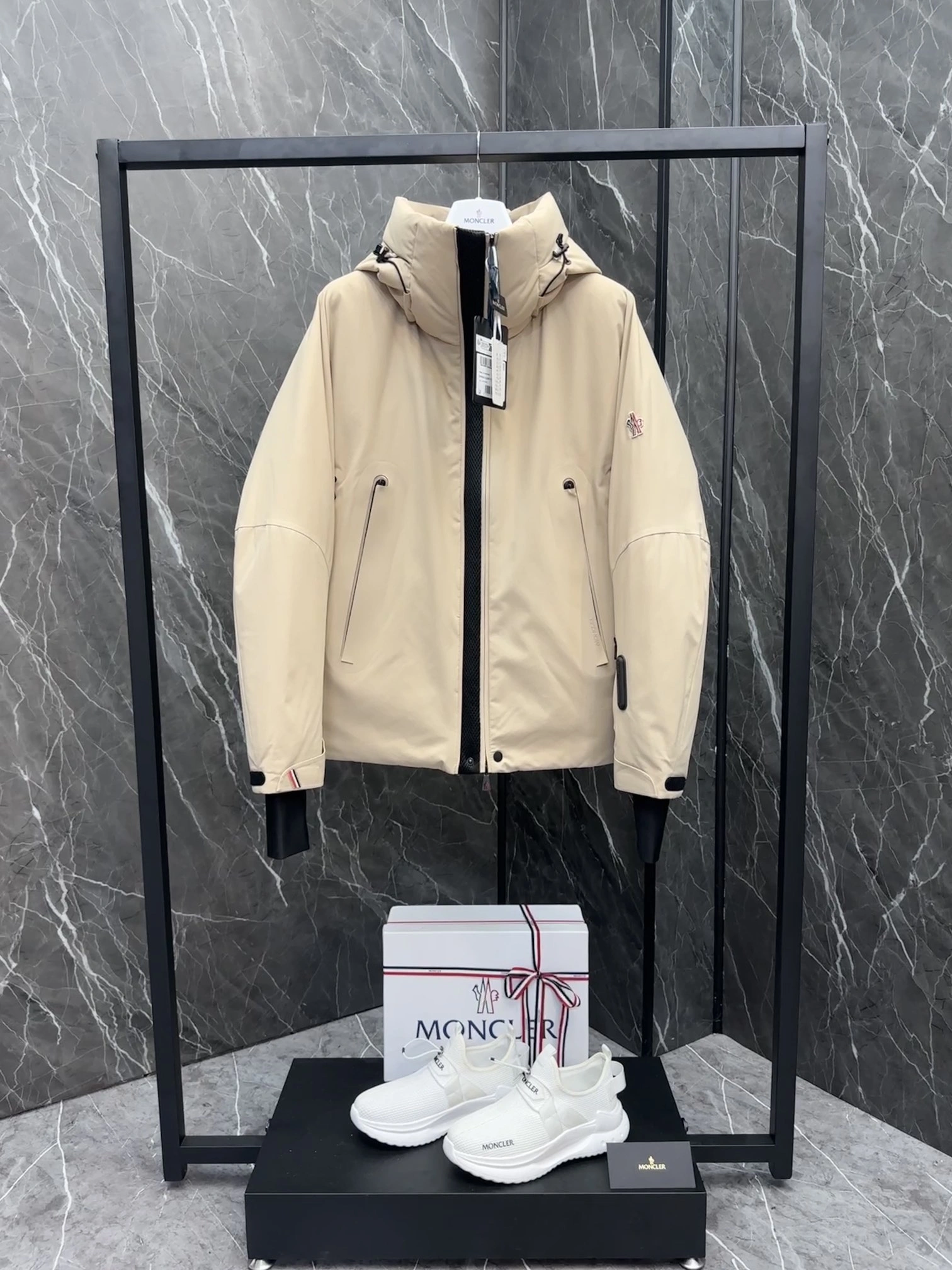 Official Moncler Down Jackets