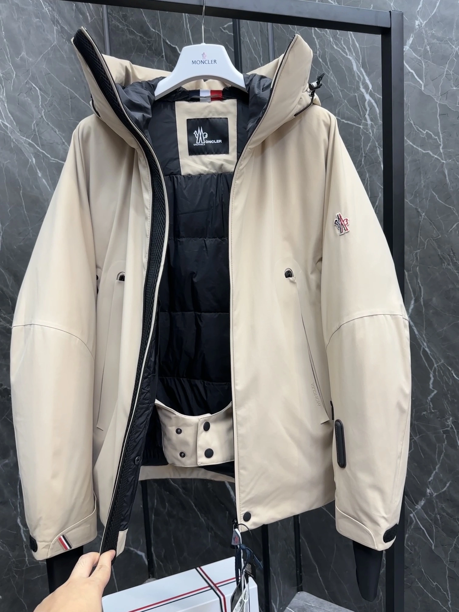 Official Moncler Down Jackets