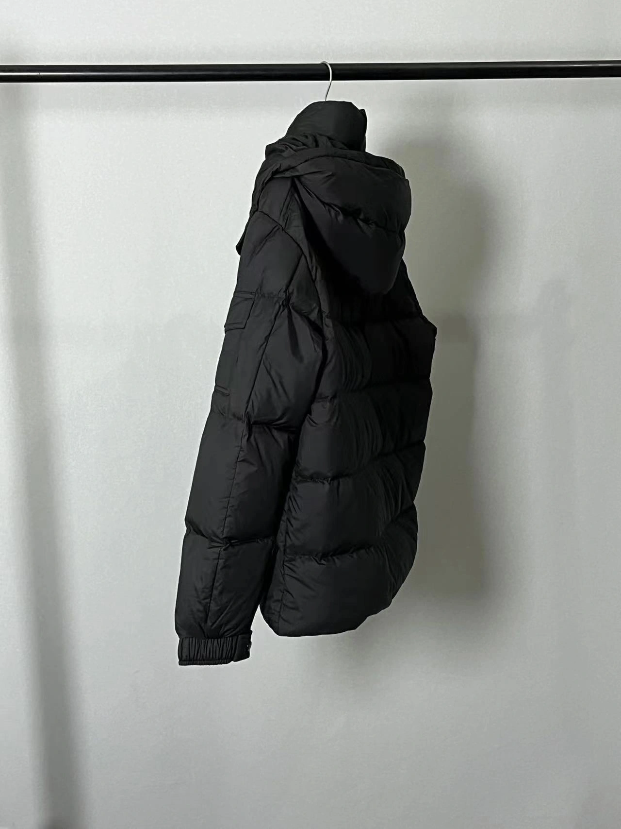 Official Moncler Down Jackets